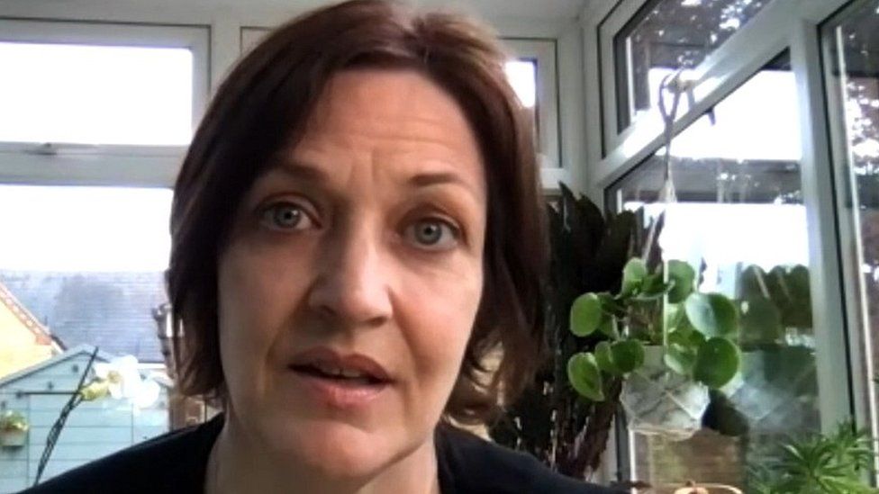 Covid-19: Travel guidance for Bedford creates confusion - BBC News