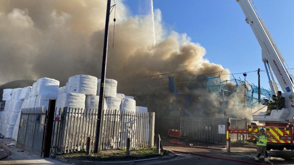 Pitsea Recycling Centre fire put out on third day - BBC News