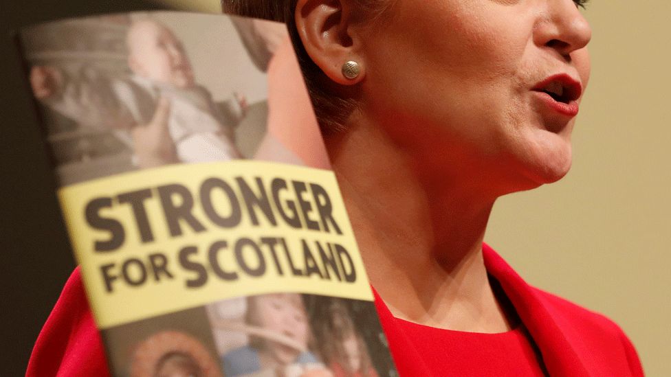 Election 2017: SNP manifesto calls for referendum 'at end of Brexit ...