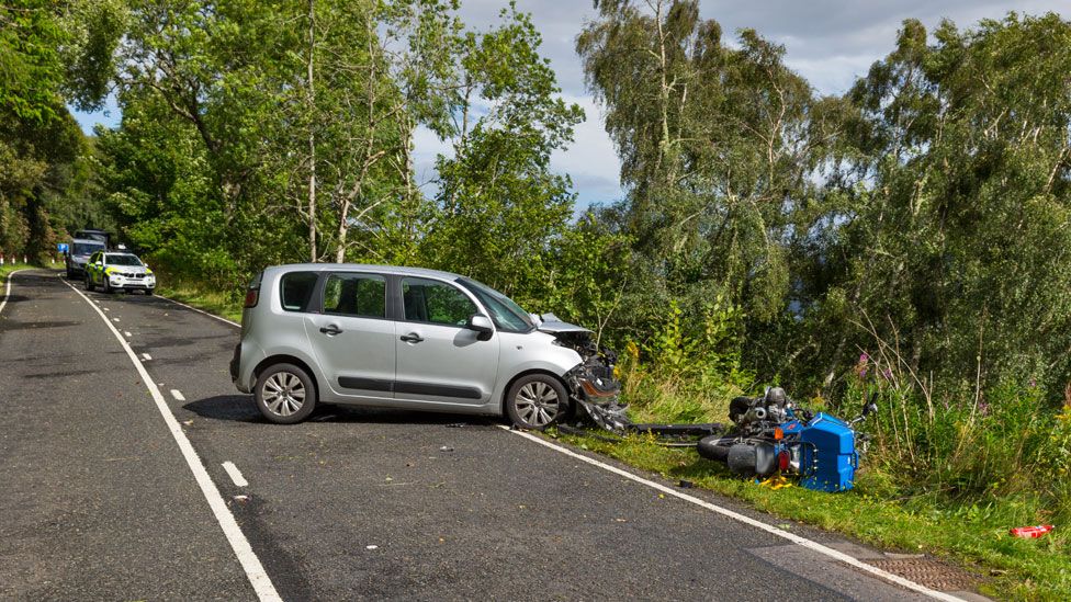 Crashes on A82 near Drumnadrochit and Invermoriston - BBC News