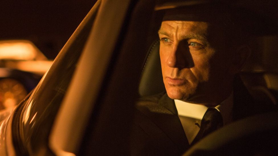 Spectre record for largest film stunt explosion - BBC News