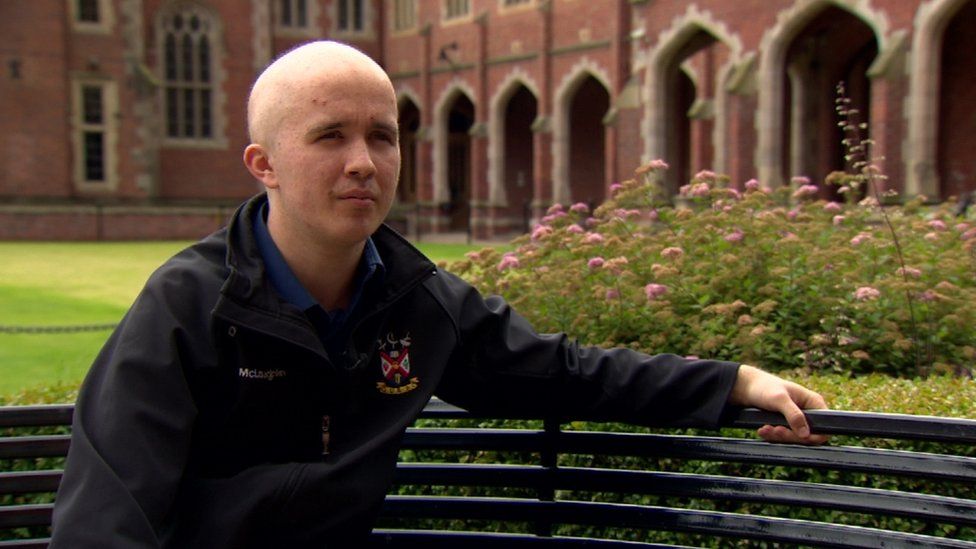 Testicular cancer: Student tells of degree success after diagnosis ...