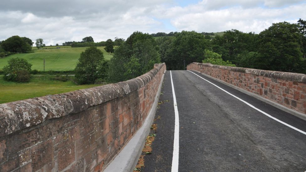 Historic bridge near Melrose reopens ahead of schedule - BBC News