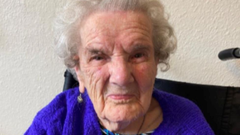 Millie Walton's Instagram, Twitter & Facebook on IDCrawl