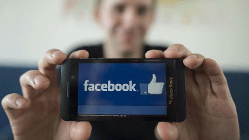 What is Facebook doing with my data? - BBC News