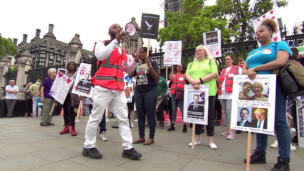 OperationShutdown: Protesters call for action over violent crime - BBC News