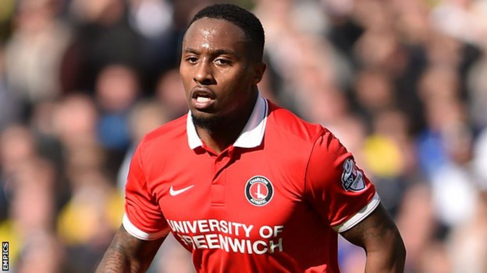 Callum Harriott: Reading sign Charlton Athletic winger - BBC Sport