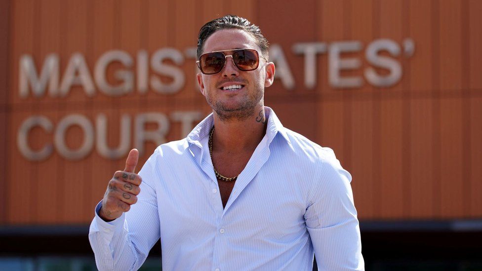 Reality TV's Stephen Bear in court on sexual images charge - BBC News