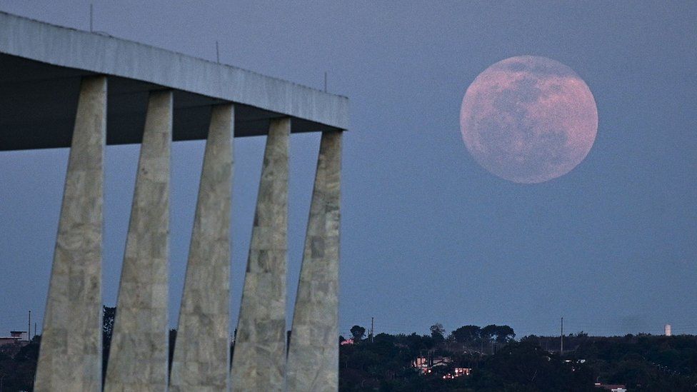 Blue Moon 2023: Pics of the super Blue Moon from around the world - BBC ...
