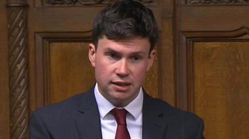 Dan Carden MP's bill calls for legal right to visit relatives - BBC News