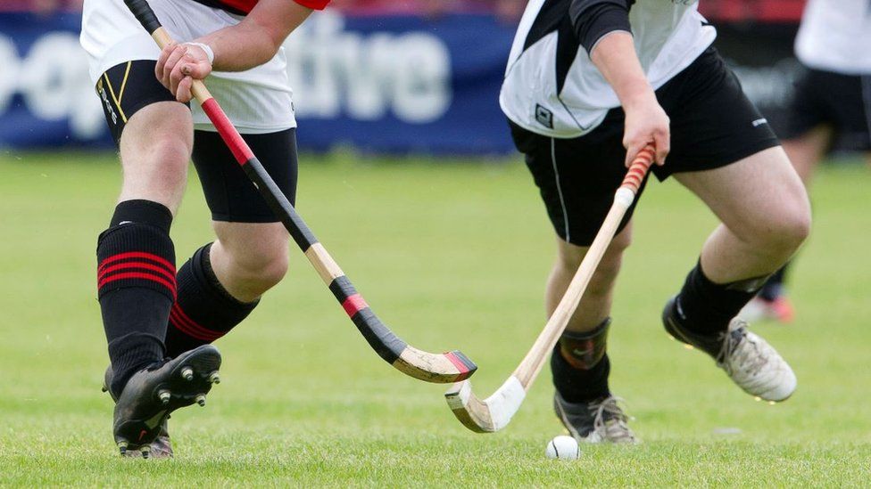 Why random drugs tests will be brought into shinty - BBC News