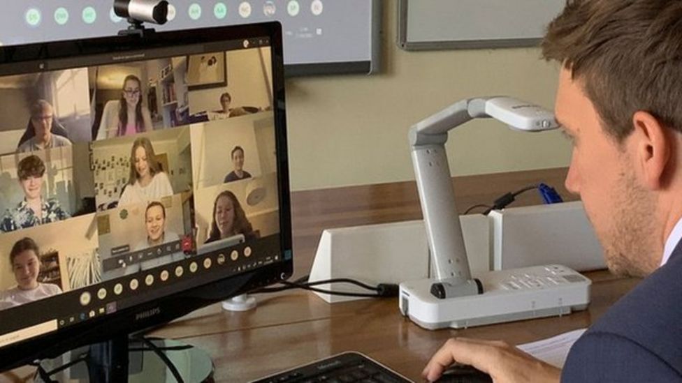 India coronavirus: Online classes expose extent of digital divide - BBC ...