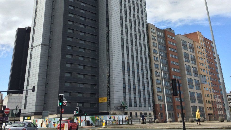 Burst pipe floods Leeds student tower block - BBC News