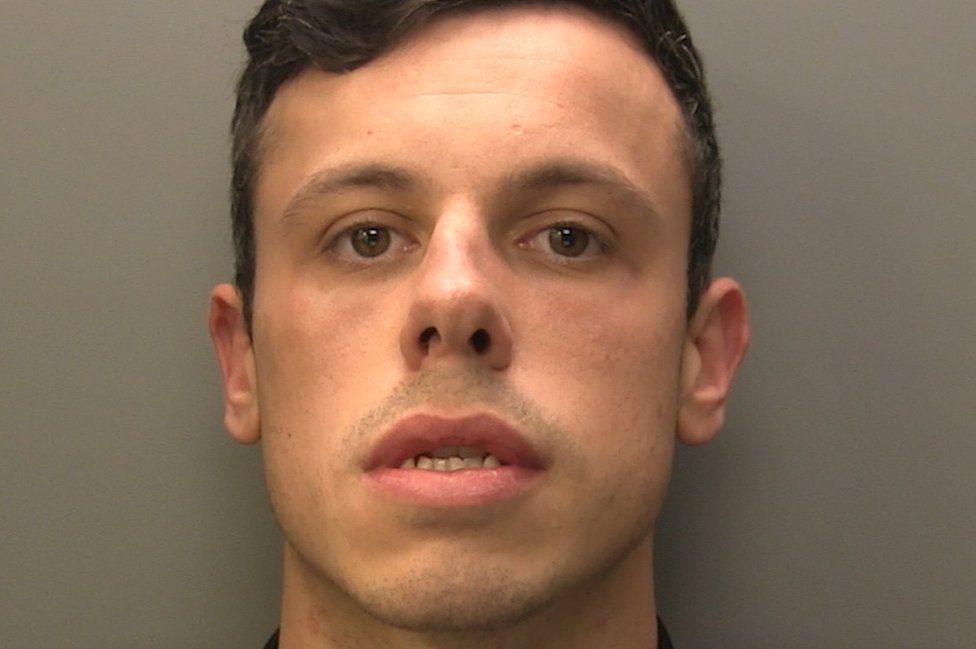 Scissor attack man Daniel Barker jailed for 10 years - BBC News