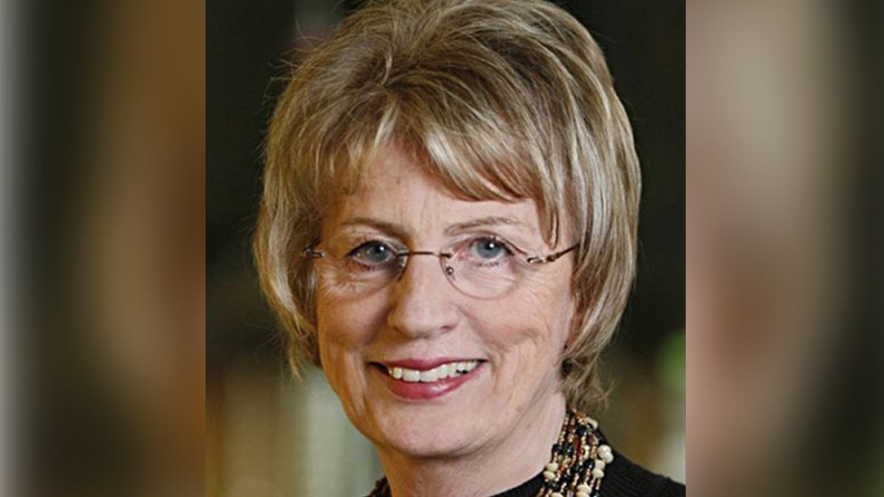 Tributes to former MSP Trish Godman - BBC News