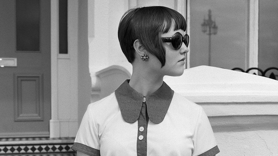 In pictures: Bradford's Bhangra daytimers - BBC News