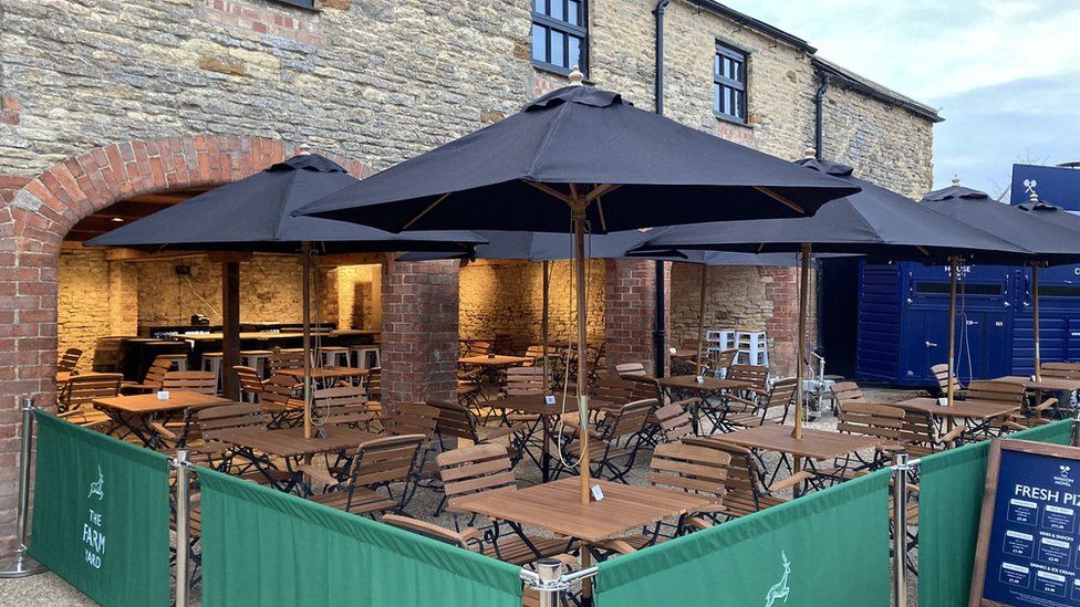 Chester House Estate: Delayed heritage farm site opens - BBC News