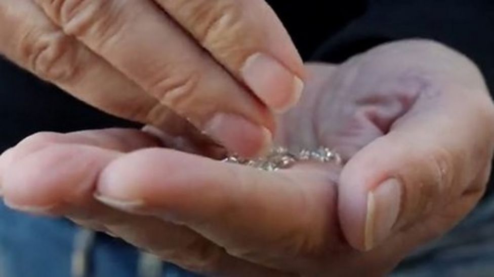 'Big Ugly Diamond' discovered by Arkansas state park visitor - BBC News