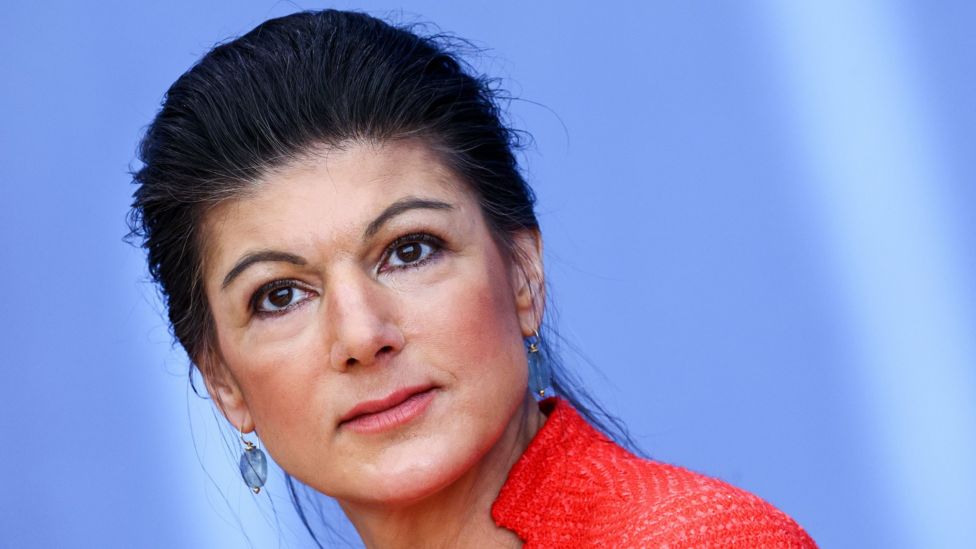 AfD: Germans float ban on elected far-right party after scandal - BBC News