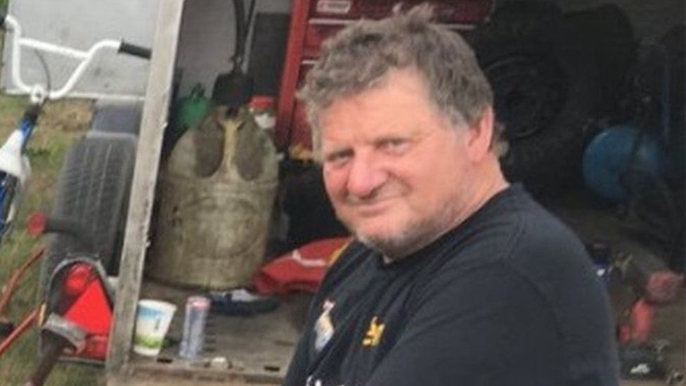 Stainby Quarry death: Family tribute to Richard Marjoram - BBC News