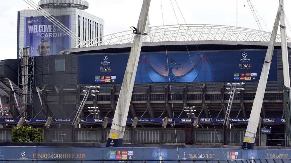 Cardiff gets ready for Champions League final - BBC Newsround