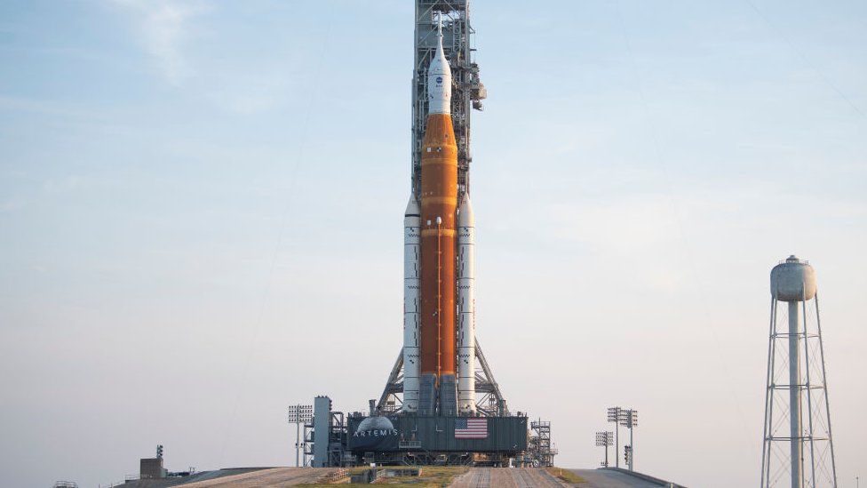 Nasa Artemis moon mission: New launch planned for Wednesday - BBC Newsround