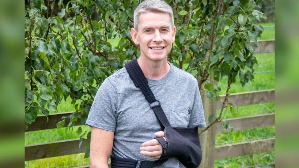 Preston dad suffers 60% blood loss in chainsaw accident - BBC News