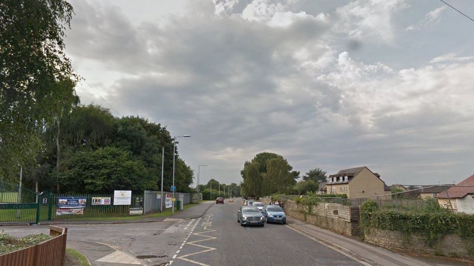 Suspected WW2 grenades found on Trowbridge building site - BBC News