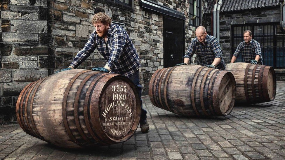 Crawford Gillies to chair spirits firm Edrington - BBC News
