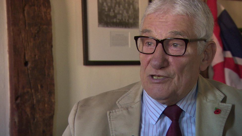 Hatton Garden raid: A pension job for Terry Perkins? - BBC News