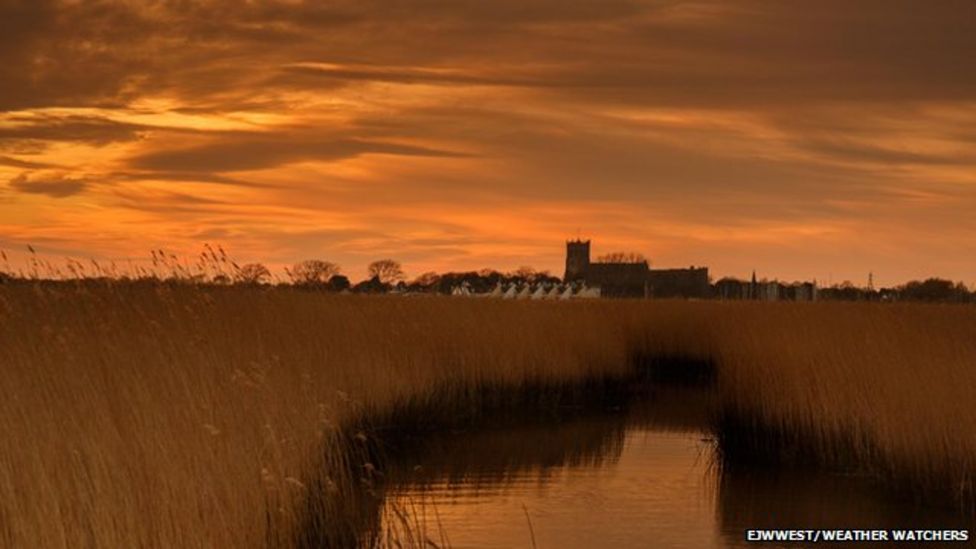 Gallery: First sunsets of British Summer Time - BBC Weather
