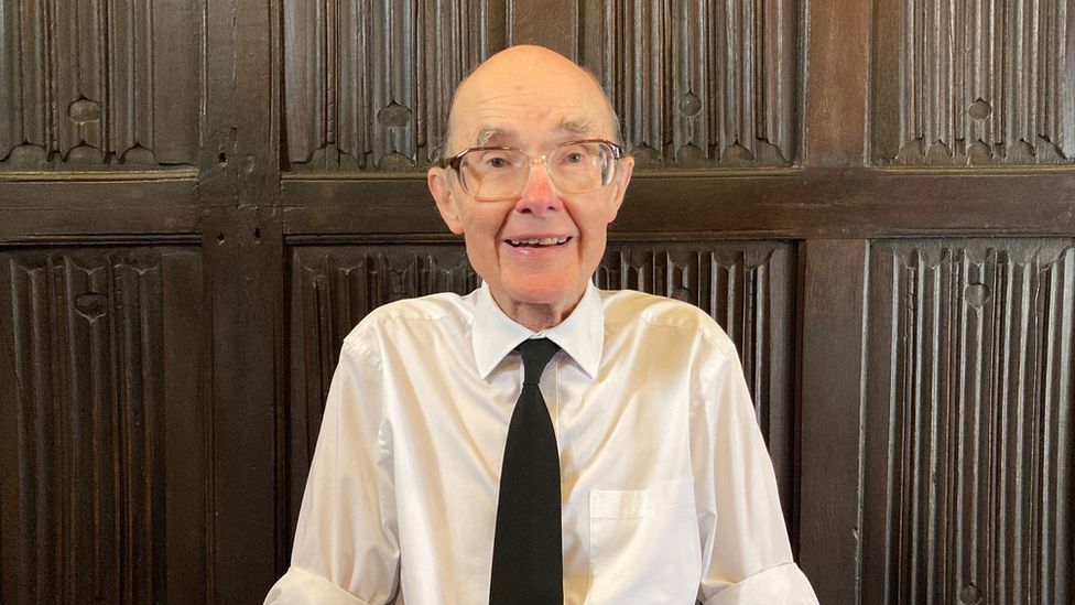 Queen's funeral: The Cambridge bell-ringers who feel 'part of something ...