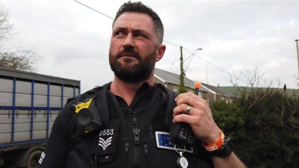 Anti-social behaviour: Maesteg people 'scared to be at home' - BBC News