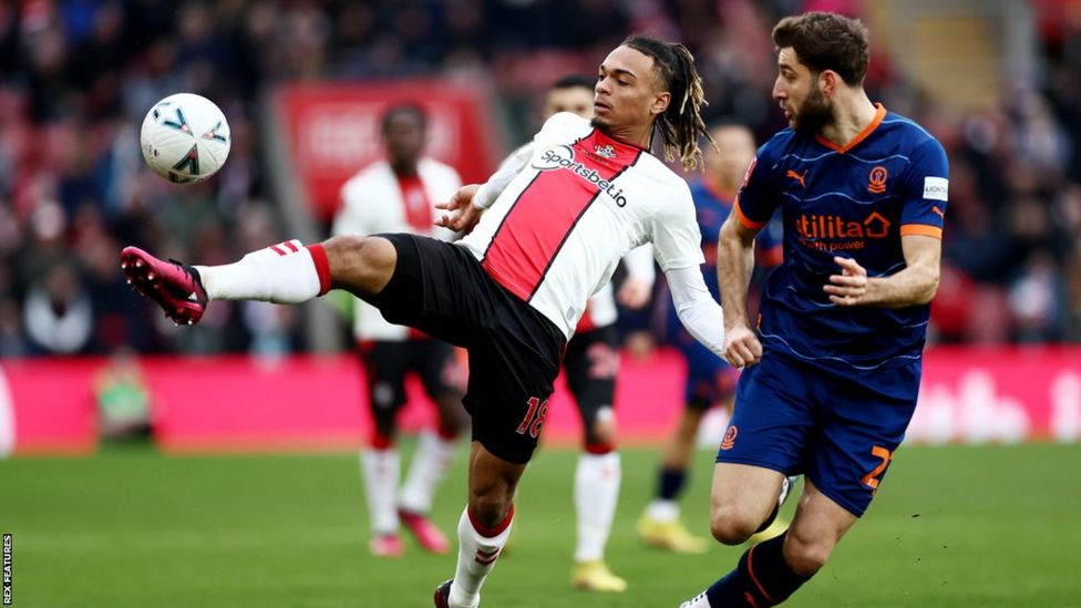 Charlie Goode: Wigan Athletic sign Brentford defender on loan - BBC Sport