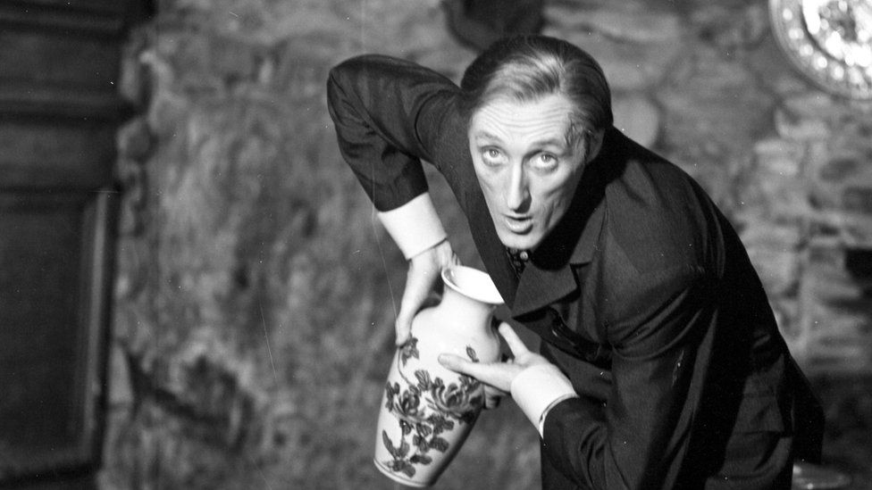 Ateb y Galw: Iwan Griffiths - BBC Cymru Fyw