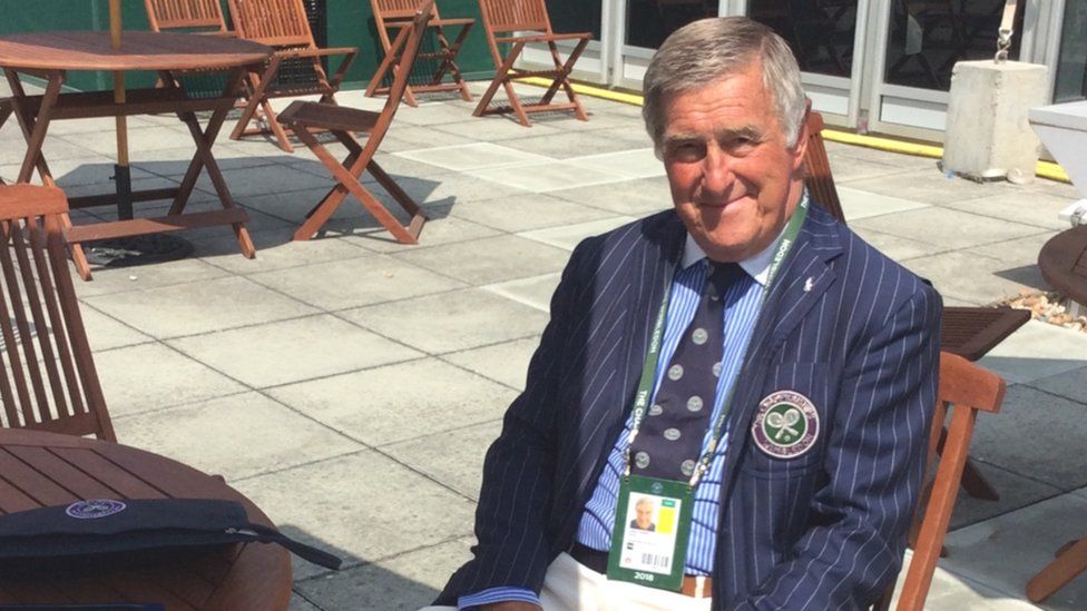 McEnroe, Becker a'r Cymro yn y canol - BBC Cymru Fyw