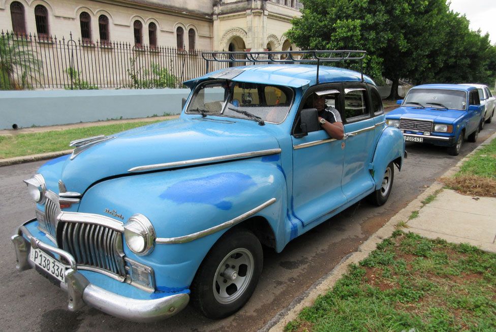 The cars of the Cuban trade embargo - BBC News