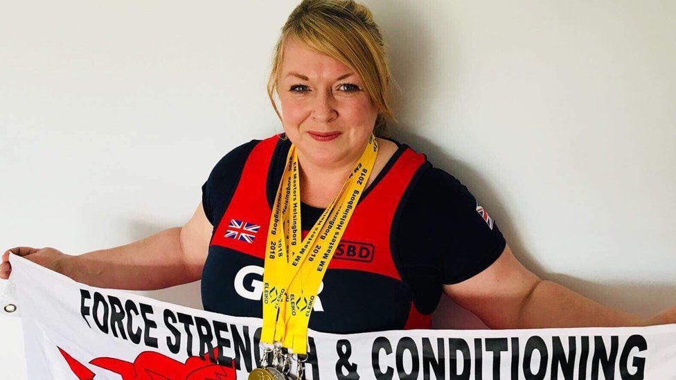 Powerlifting champ: 'Lifting 30-stone weights cured my sore back' - BBC ...