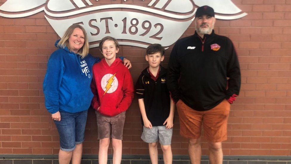 Liverpool fans continue Premier League title celebrations - BBC News