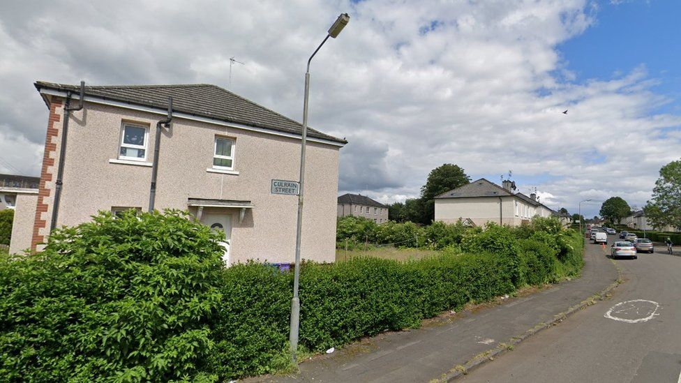 Pedestrian, 60, killed after being struck by car in Glasgow - BBC News