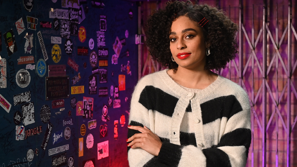 Celeste: How the UK singer made a 'secret' Oscars film song - BBC News