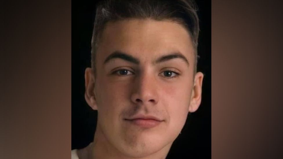 Liam Taylor: Knife-crime murder that ripped a family apart - BBC News