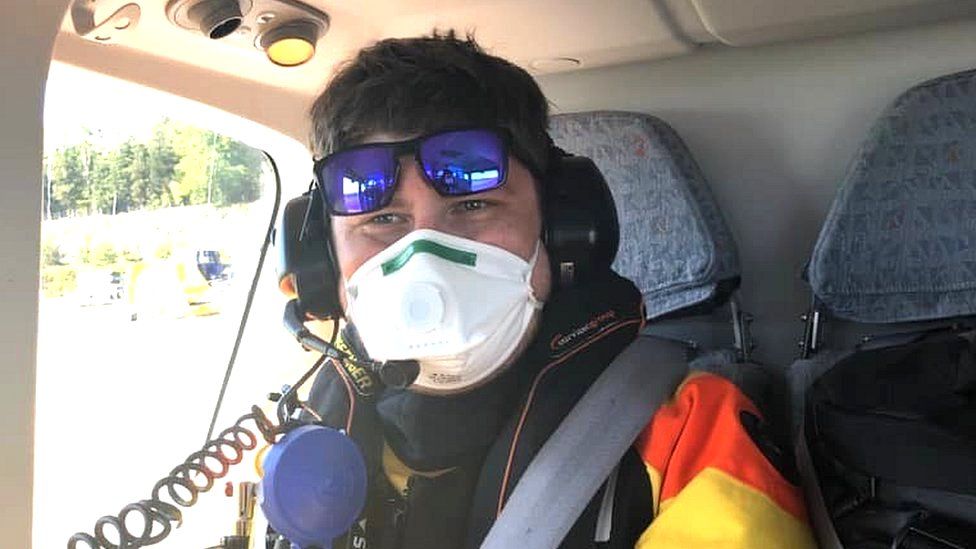 Coronavirus: Keeping lighthouses working during the lockdown - BBC News