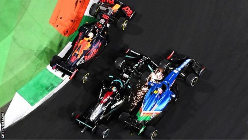 Lewis Hamilton wins thrilling Saudi Arabian Grand Prix after Max ...