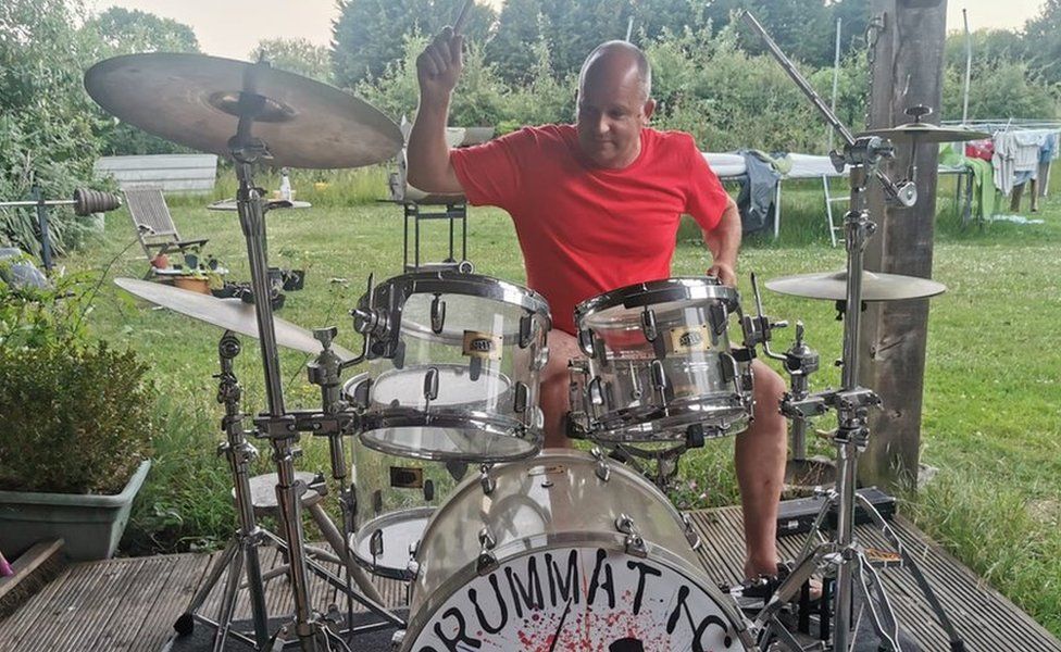 Norfolk festival to see return of drummer's art project - BBC News