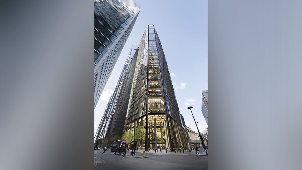 Tower 54-storeys high planned for City of London - BBC News