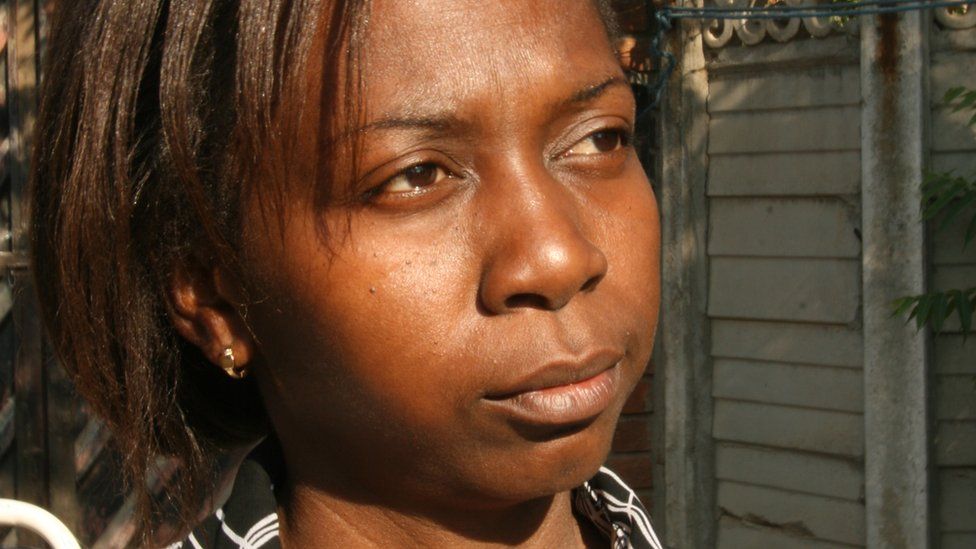 Final demand: Zimbabwe's debt defaulters - BBC News