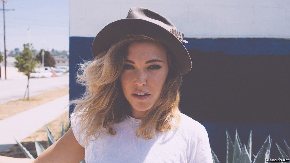 Rachel Platten's rise as a singer-songwriter is 'nuts' - BBC News