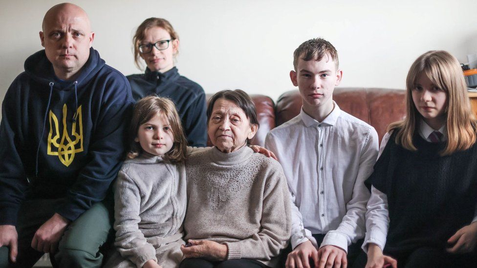 Grandmother flees Ukraine to be reunited with family - BBC News