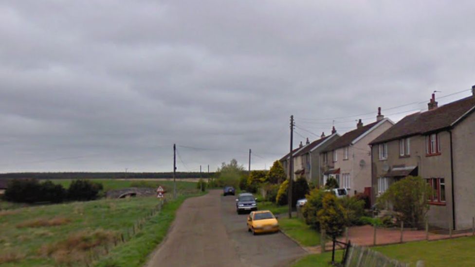 World War One medals stolen from elderly couple's Cleghorn home - BBC News